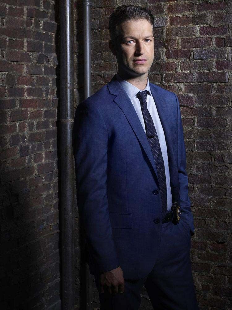 Law & Order: Special Victims Unit: Bild Peter Scanavino - 357 von 1091 ...