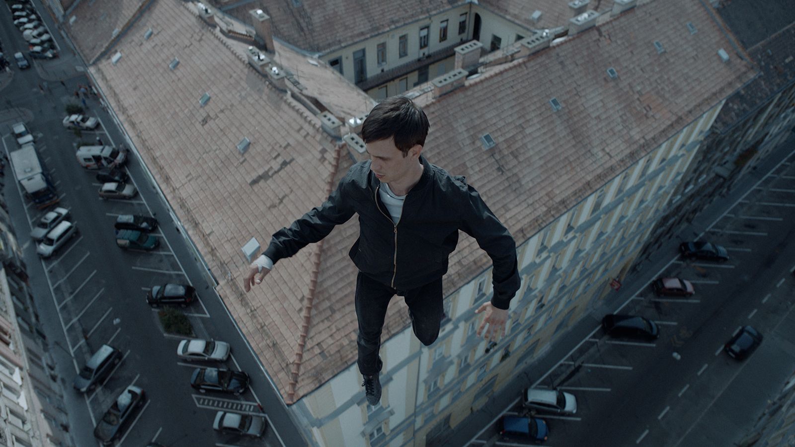 Foto zum Film Jupiter's Moon - Bild 4 auf 23 - FILMSTARTS.de