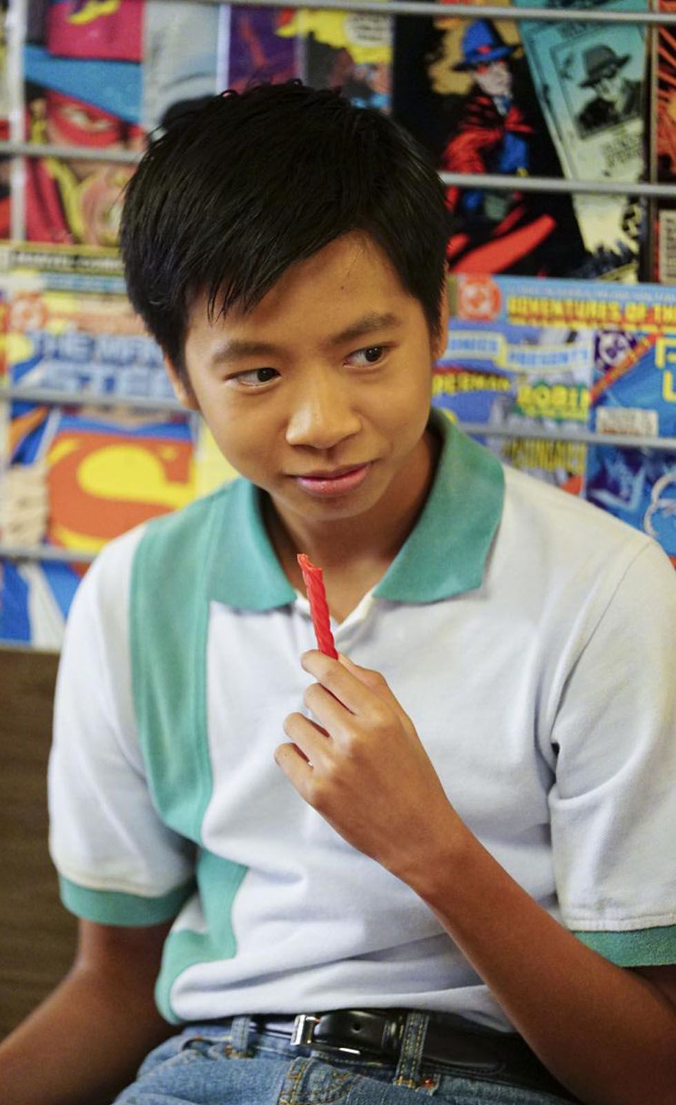 Young Sheldon: Young Sheldon : Bild Ryan Phuong - 263 von 275 ...