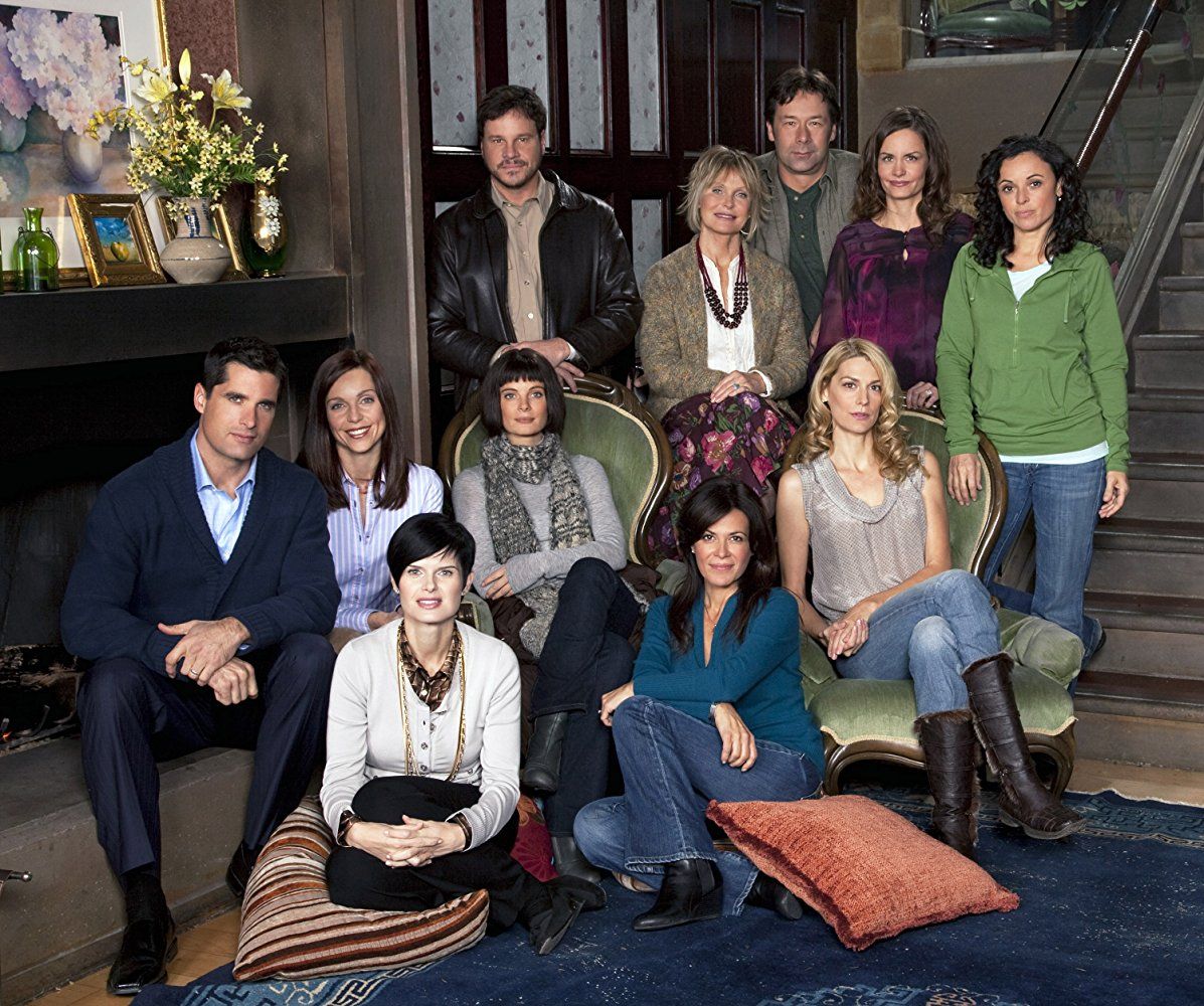 Foto zum Film Lies Between Friends - Bild 2 auf 4 - FILMSTARTS.de