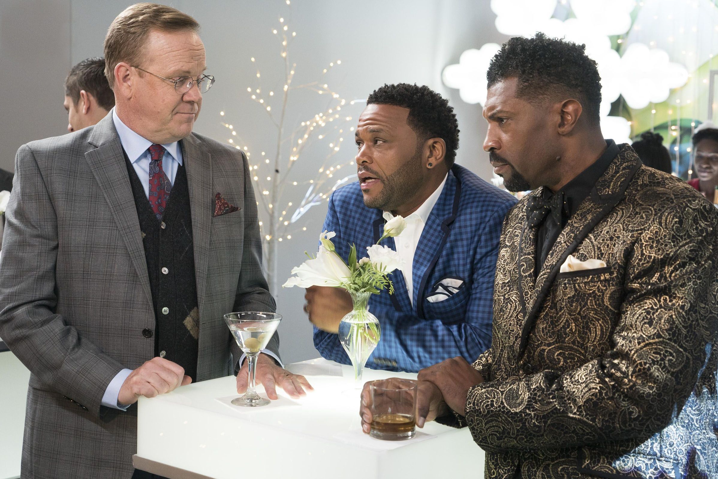 Black-ish: Black-ish : Bild Deon Cole, Peter MacKenzie, Anthony ...