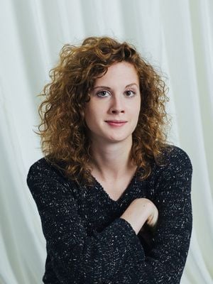 Julia Riedler - FILMSTARTS.de