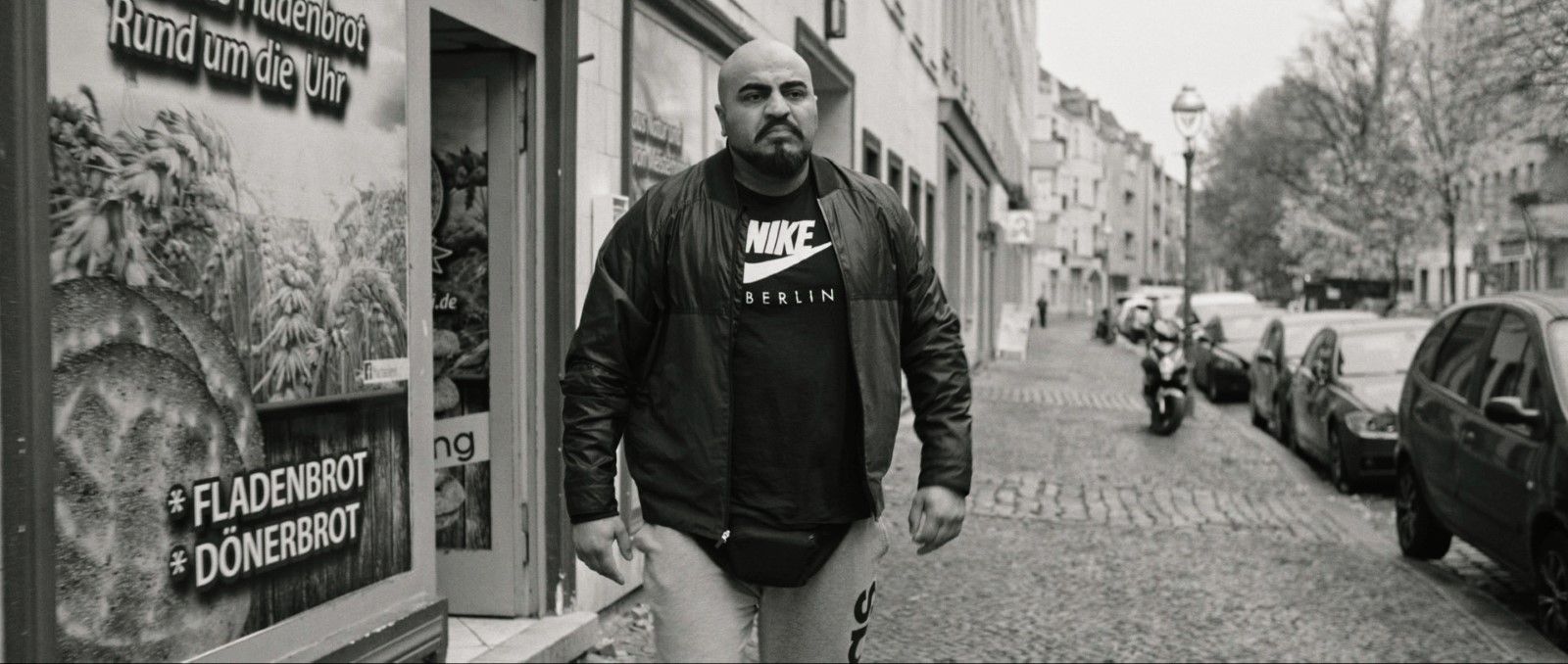 Bild zu Xatar - Familiye : Bild Xatar - Foto 0 von 3 - FILMSTARTS.de