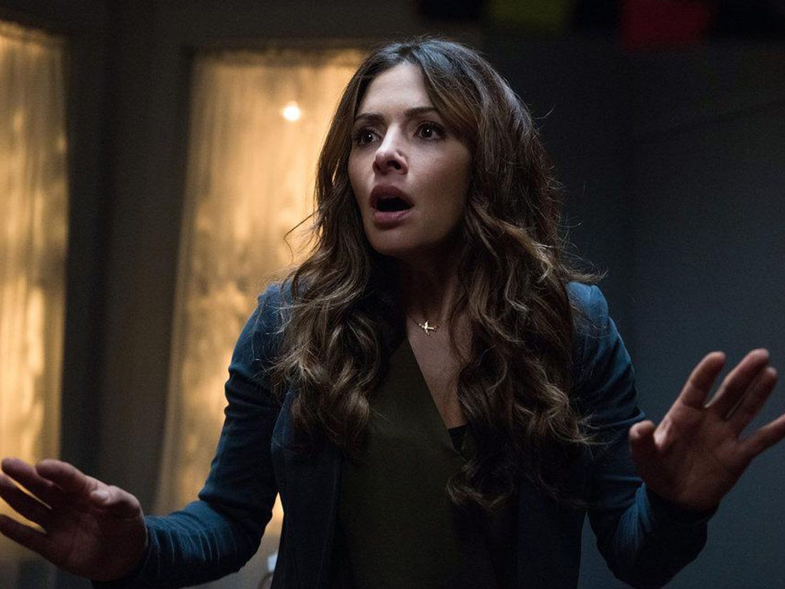 Reverie: Bild Sarah Shahi - 37 von 55 - FILMSTARTS.de