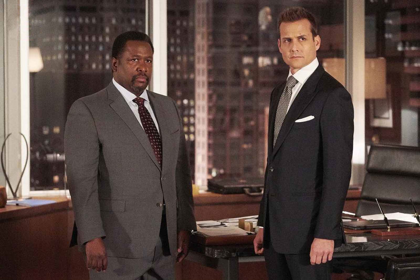 Suits: Suits : Bild Wendell Pierce, Gabriel Macht - 76 von 670 ...