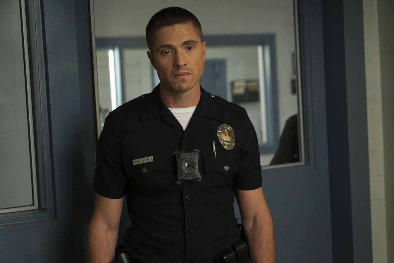 The Rookie: The Rookie : Bild Eric Winter - 213 von 264 - FILMSTARTS.de