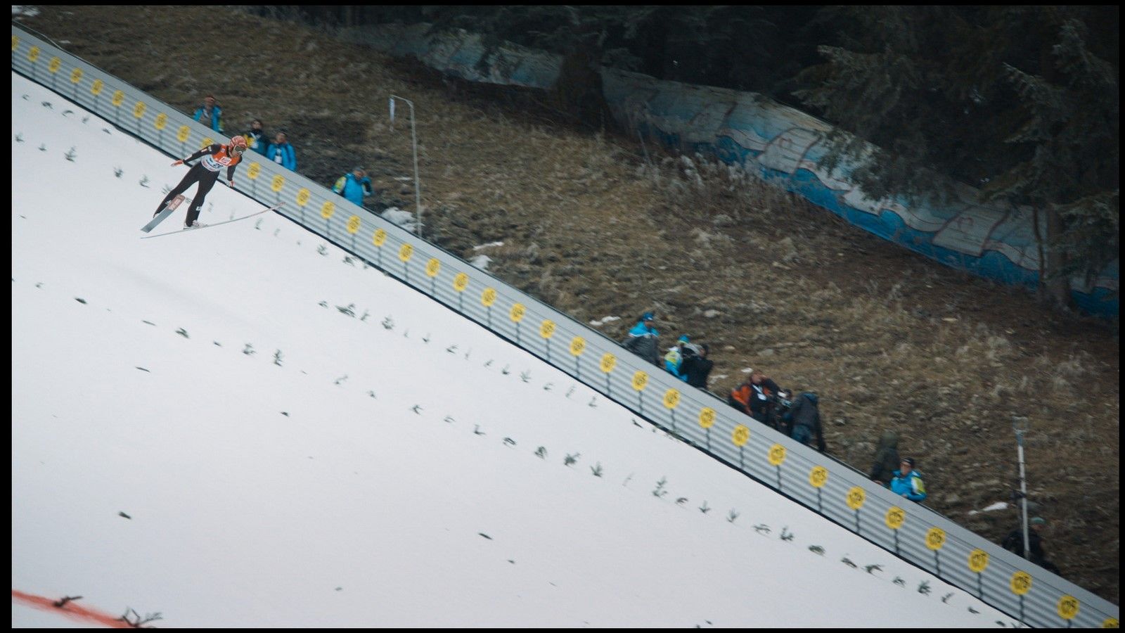 Foto zum Film The Big Jump - Bild 13 auf 16 - FILMSTARTS.de