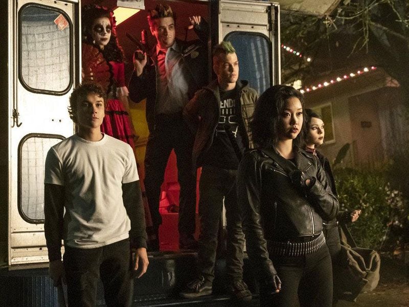 Deadly Class: Deadly Class : Bild Benjamin Wadsworth, Liam James, Maria ...