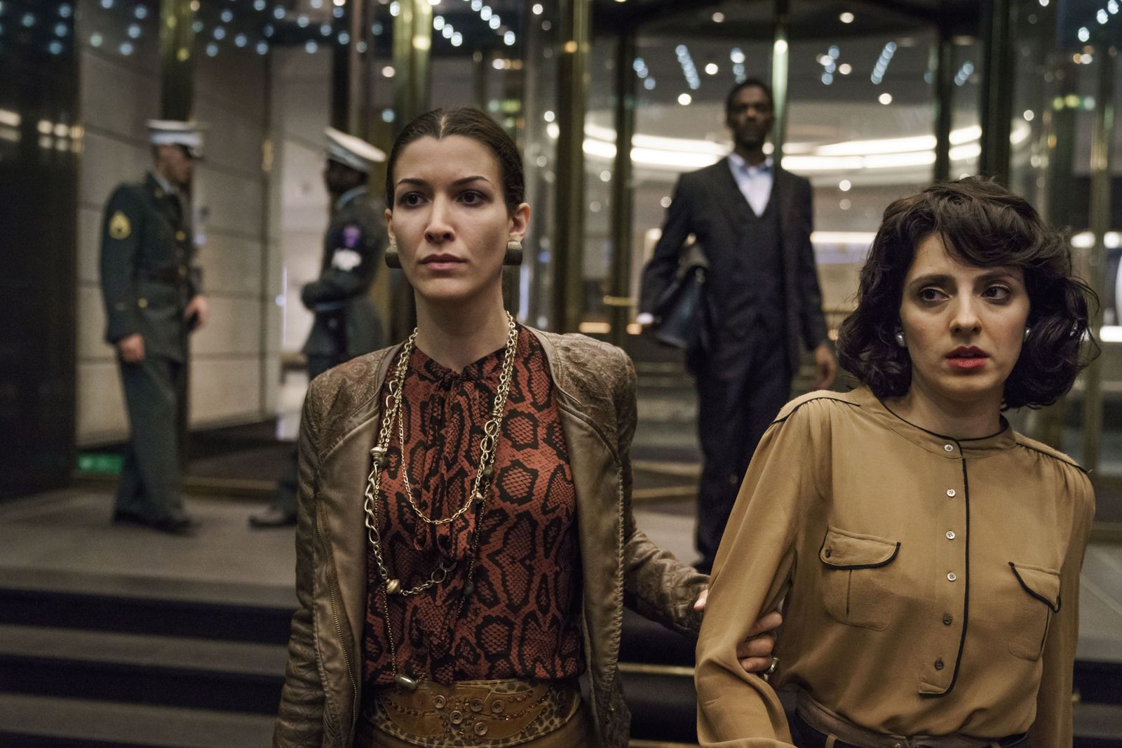 Bild zu Amira El Sayed - Deutschland 83 : Bild Amira El Sayed, Seyneb ...