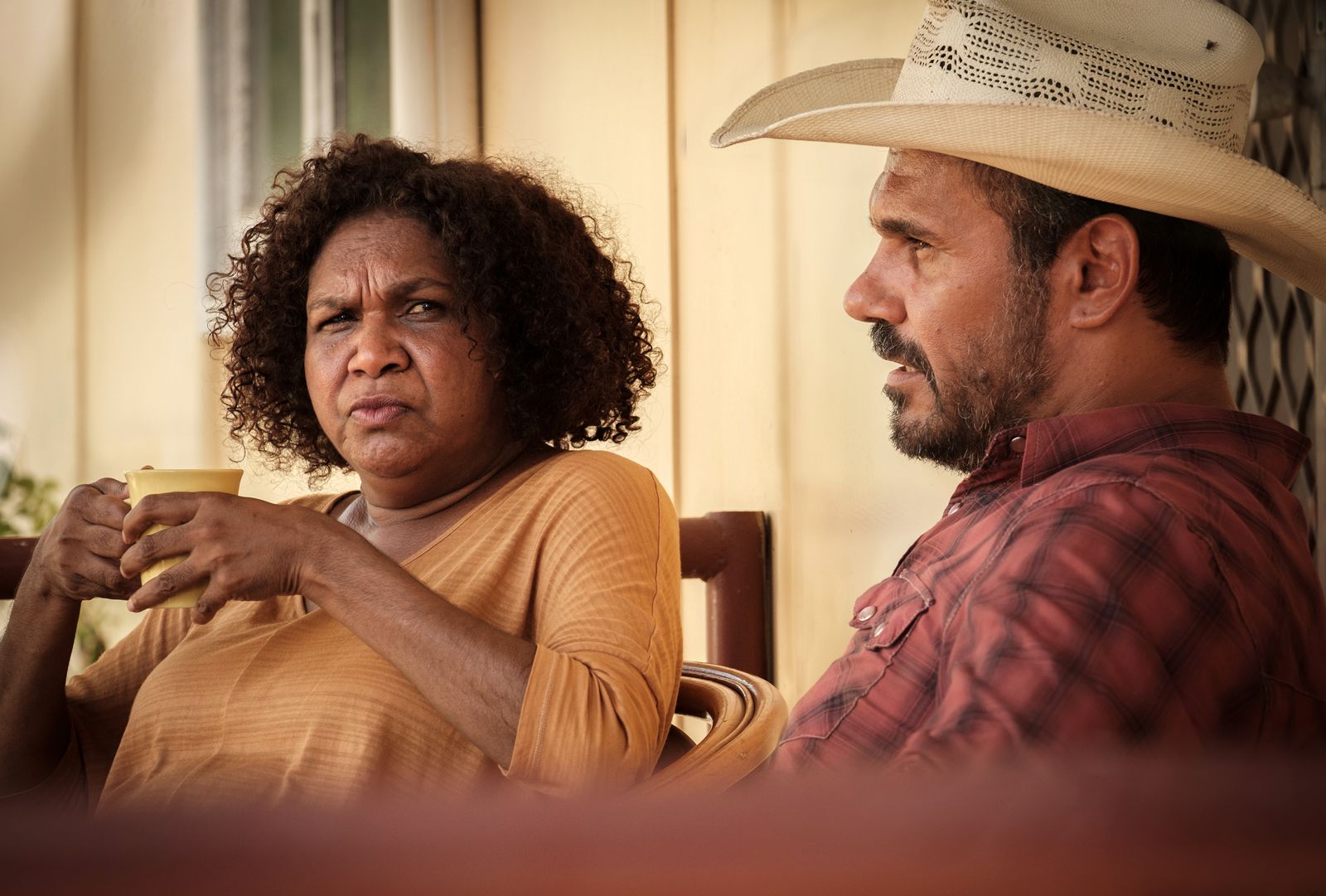 Bild zu Aaron Pedersen - Mystery Road - Verschwunden im Outback : Bild ...