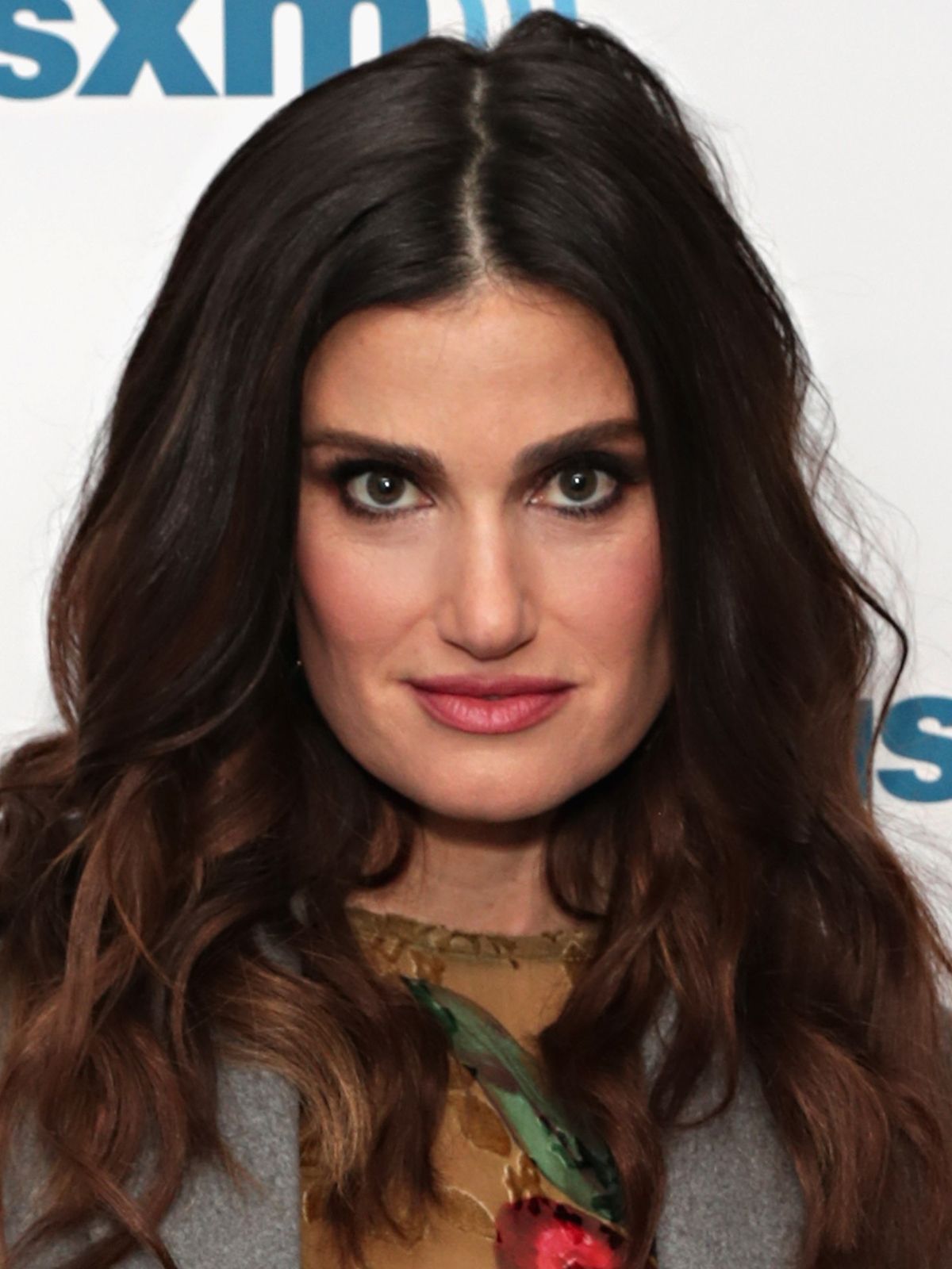 Bild zu Idina Menzel - Kinoposter Idina Menzel - Foto 25 von 31 ...