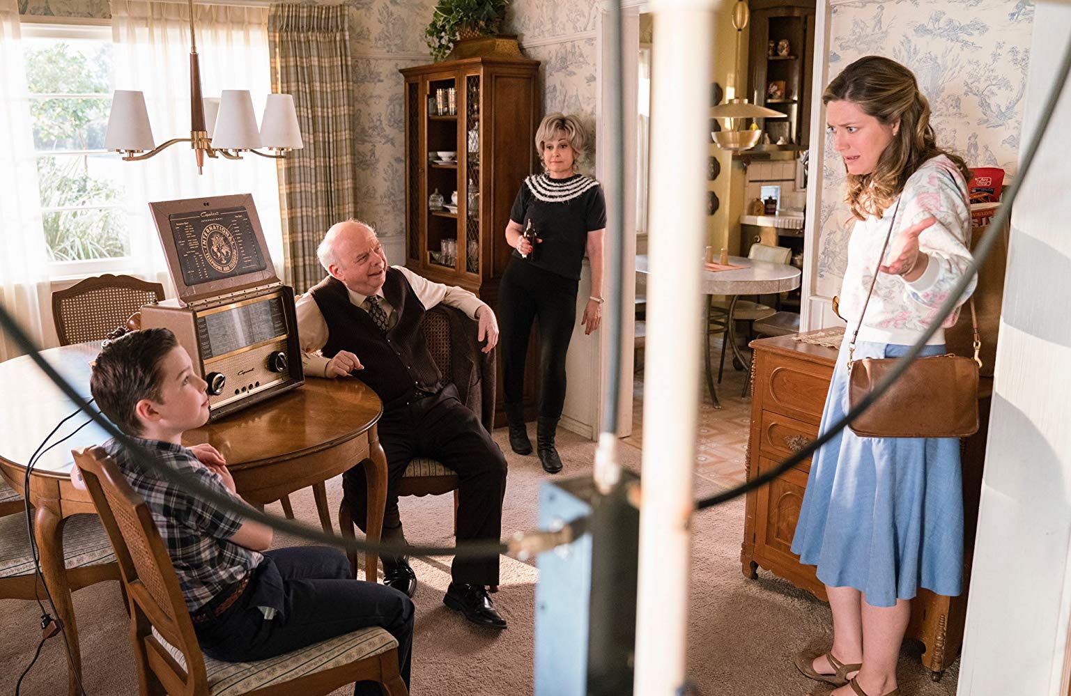 Poster Young Sheldon staffel 2 - Poster 85 von 275 - FILMSTARTS.de