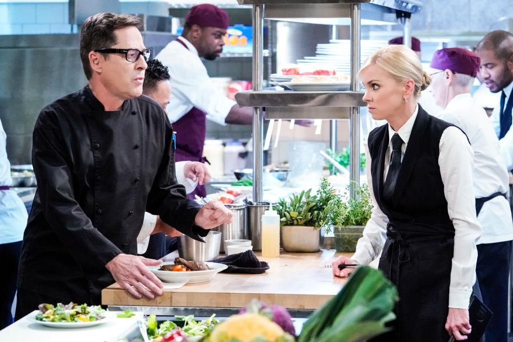 Mom: Mom : Bild Anna Faris, French Stewart - 29 von 481 - FILMSTARTS.de