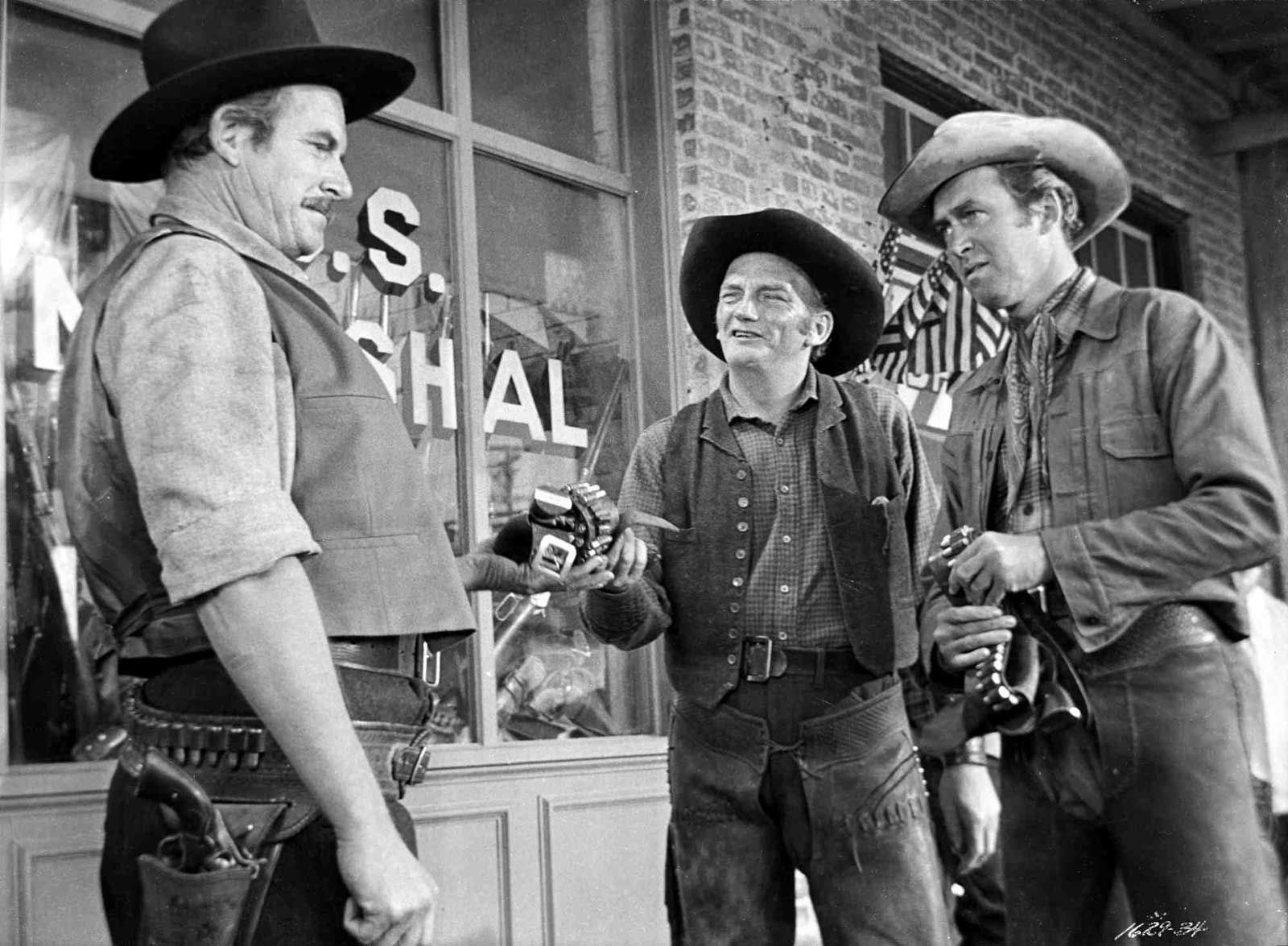 Bild zu James Stewart - Winchester '73 : Bild James Stewart, Millard ...