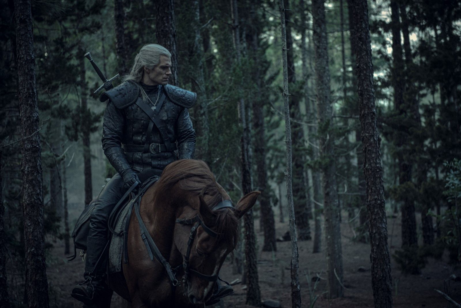 The Witcher: Bild Henry Cavill - 59 von 77 - FILMSTARTS.de