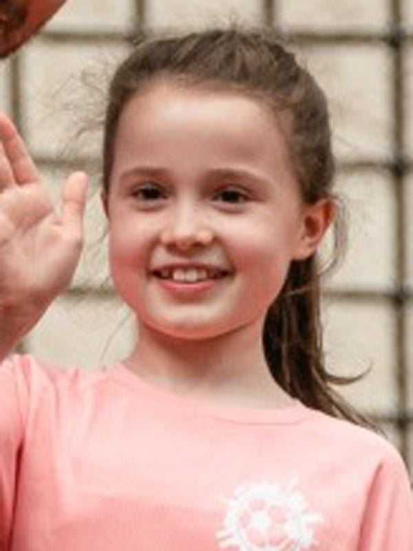 Bild zu Sophia Ally - Kinoposter Sophia Ally - Foto 6 von 12 ...