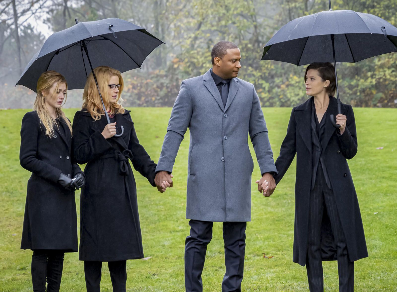 Arrow: Arrow : Bild Audrey Marie Anderson, David Ramsey, Katherine ...