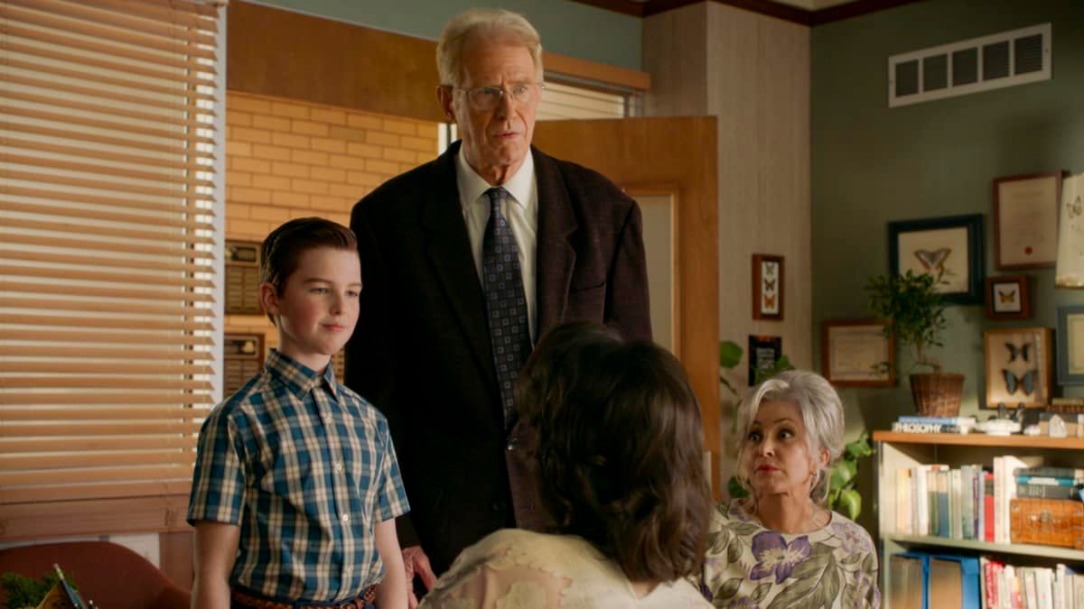 Young Sheldon: Young Sheldon : Bild Annie Potts, Ed Begley Jr., Iain ...