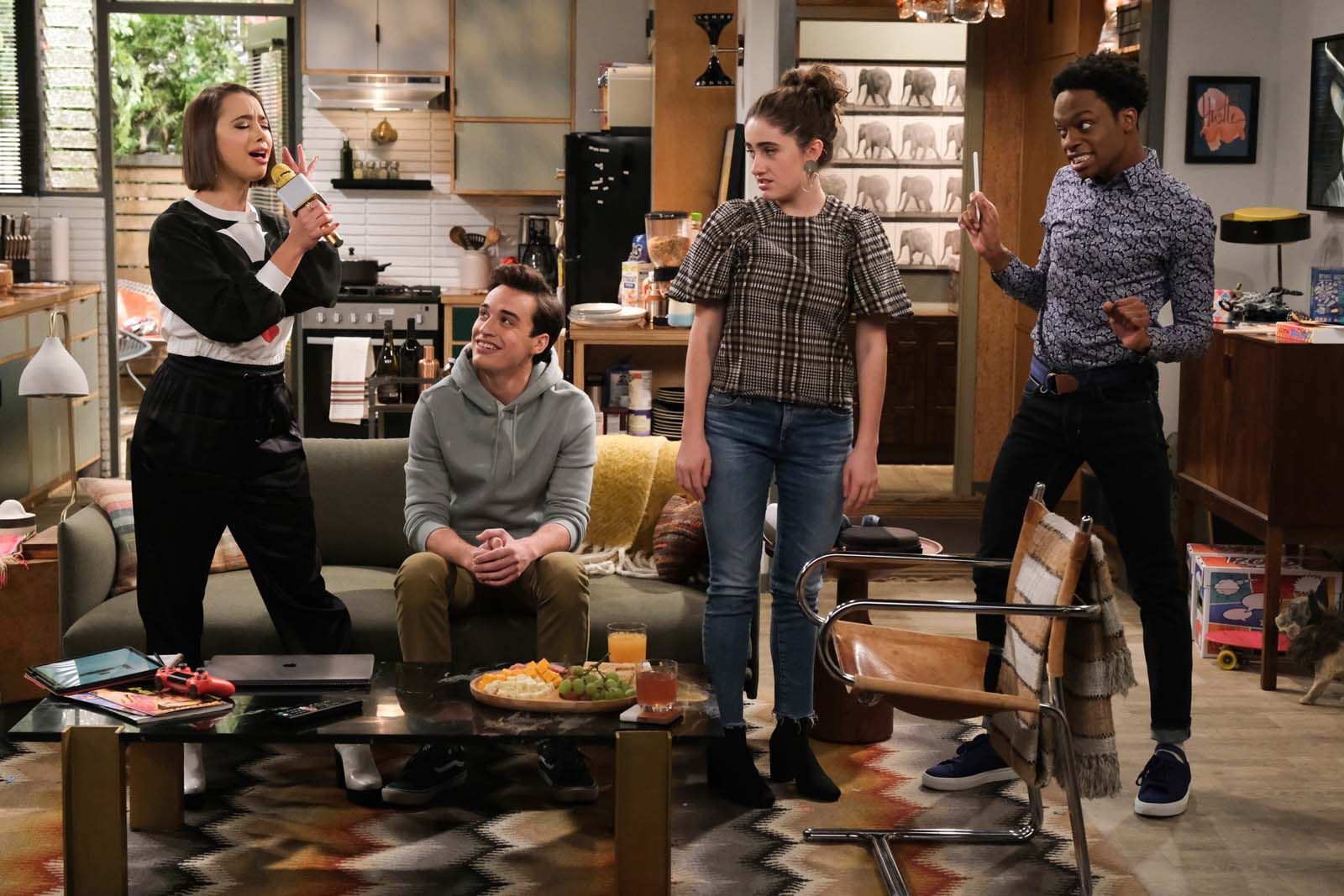 Call Your Mother: Call Your Mother : Bild Joey Bragg, Austin Crute ...