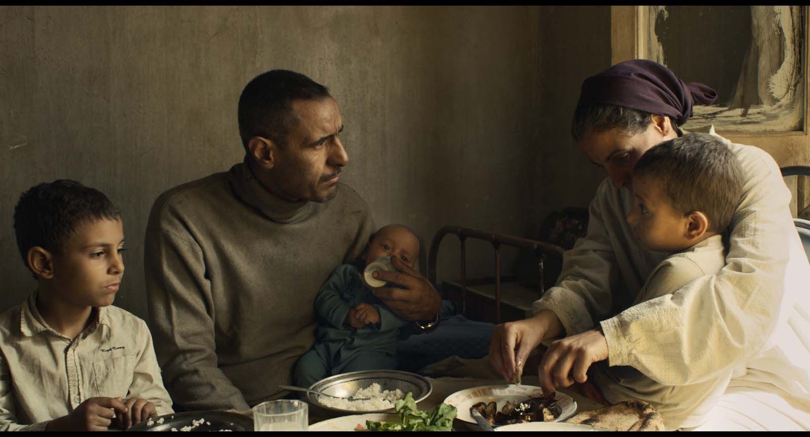 Foto zum Film Feathers - Bild 2 auf 7 - FILMSTARTS.de