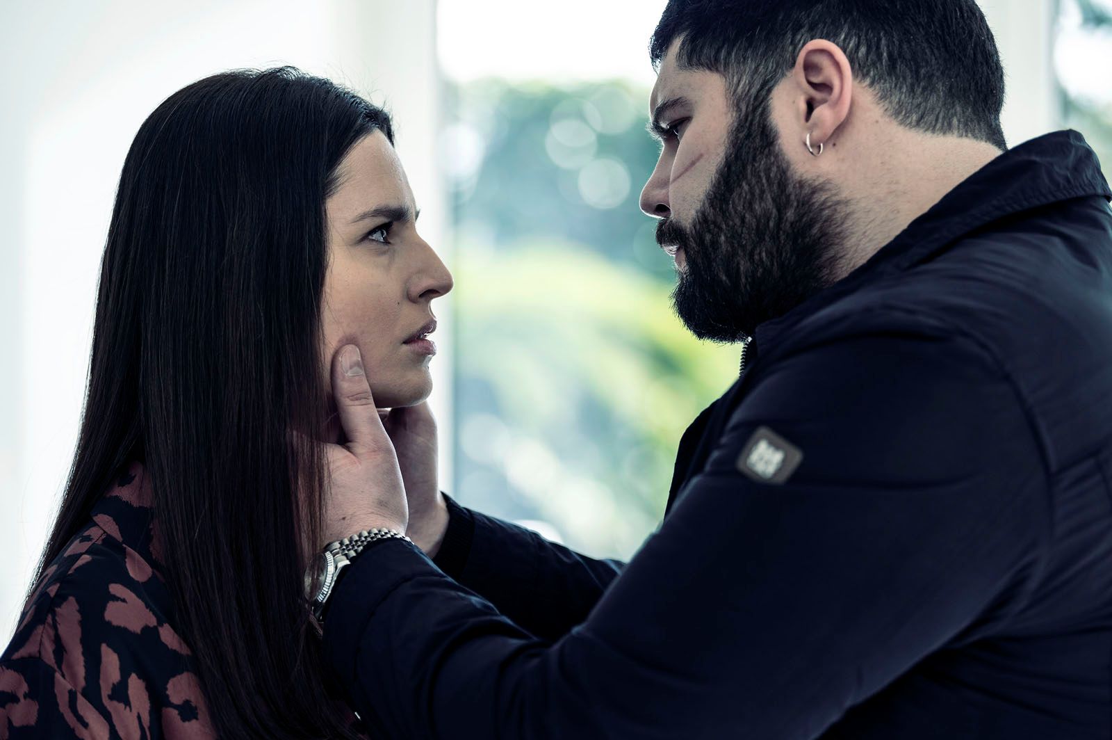 Gomorrha - Die Serie: Bild Ivana Lotito, Salvatore Esposito - 11 von ...