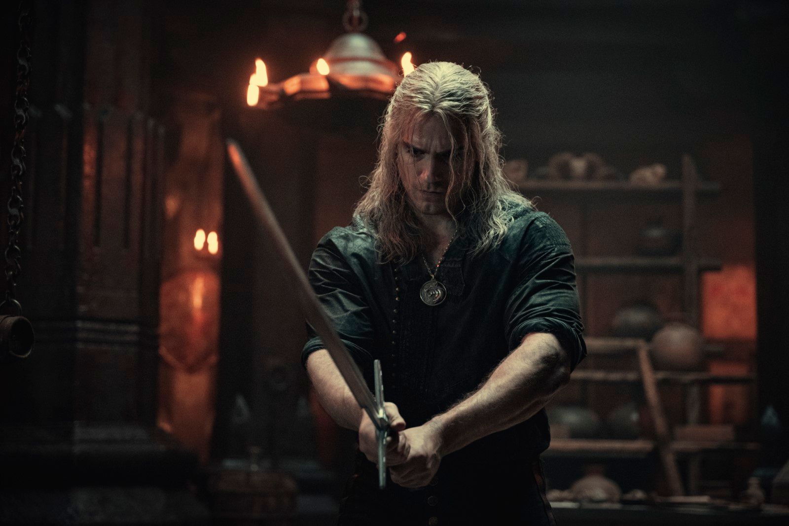 The Witcher: Bild Henry Cavill - 12 von 77 - FILMSTARTS.de