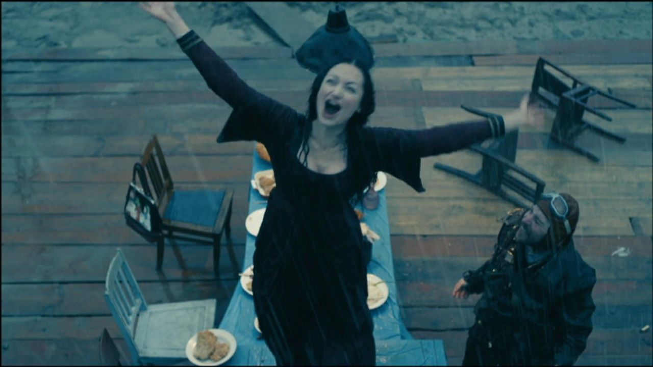 Foto zum Film Bite The Dust - Bild 2 auf 4 - FILMSTARTS.de