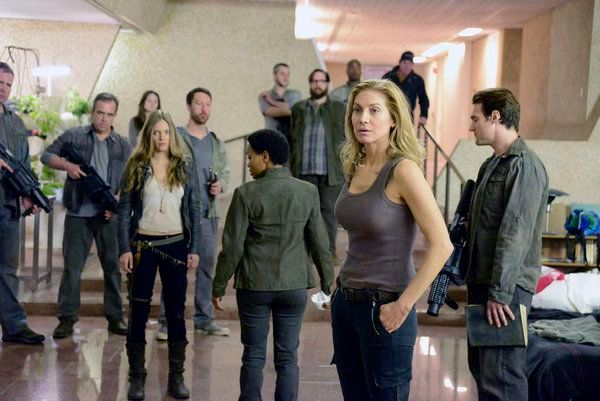 Revolution (2012): Revolution (2012) : Bild Elizabeth Mitchell - 170 ...