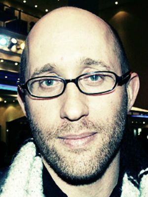 Daniel Young - FILMSTARTS.de