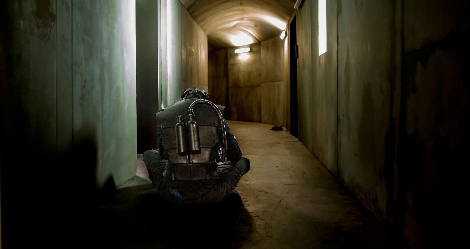 Foto zum Film 2099 - Bild 2 auf 15 - FILMSTARTS.de