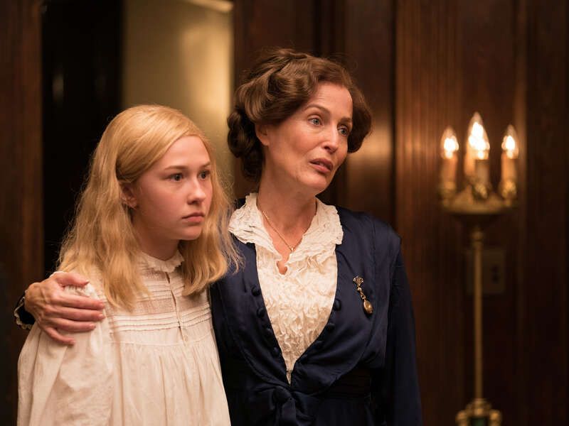 The First Lady: The First Lady : Bild Gillian Anderson - 4 von 8 ...