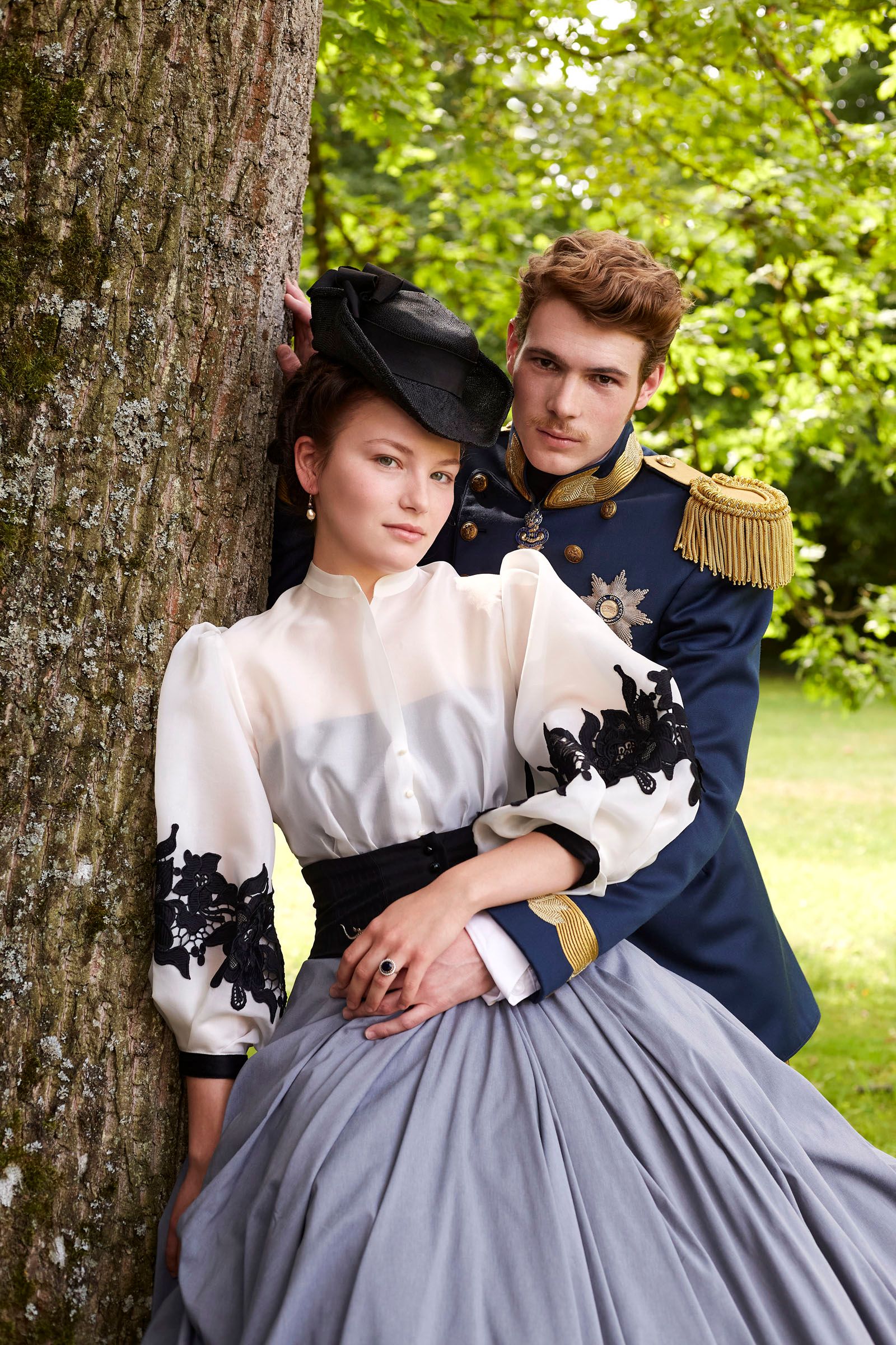 Die Kaiserin: Bild Devrim Lingnau, Philip Froissant - 14 von 15 - FILMSTARTS.de