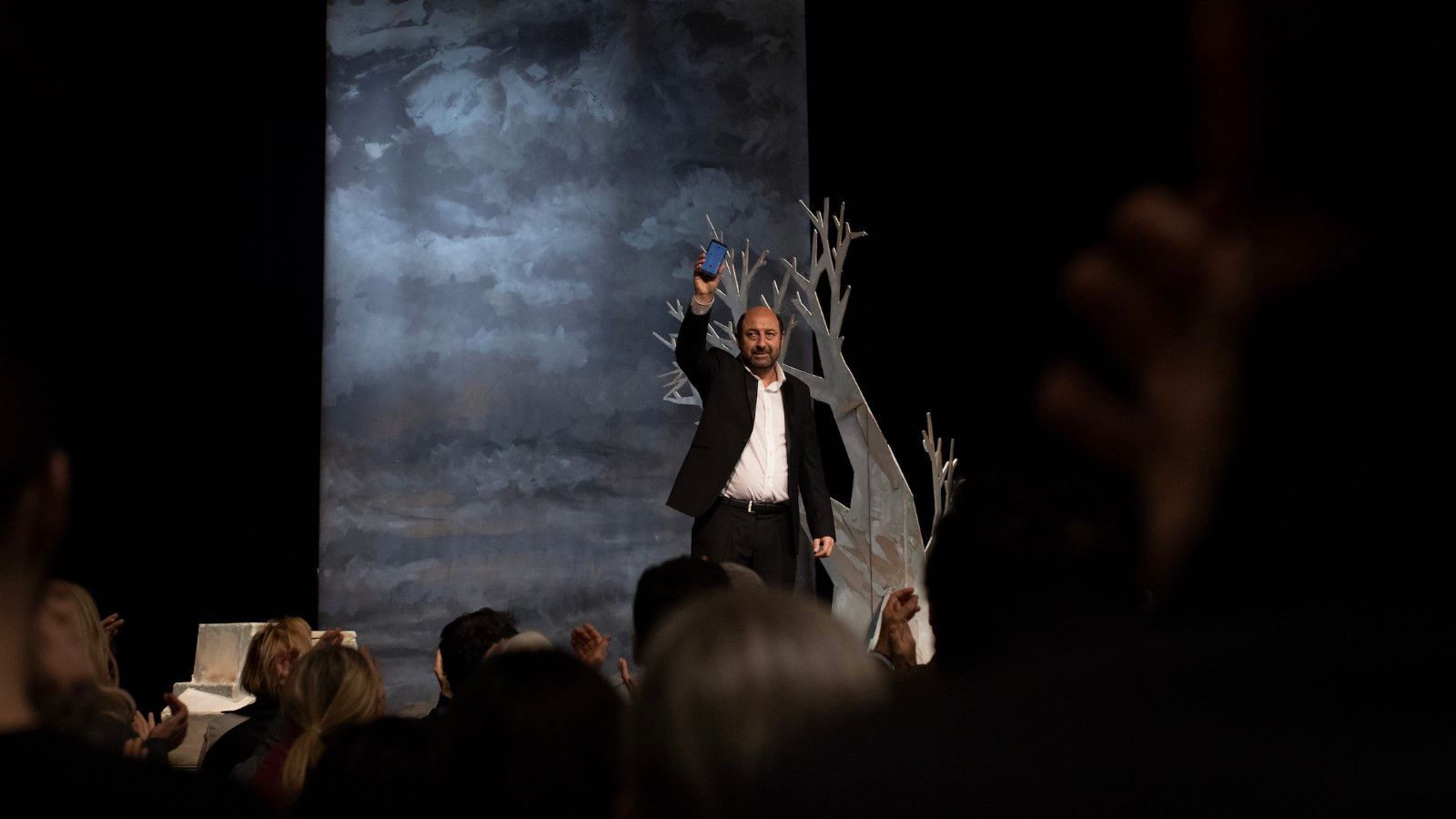 Foto zum Film Ein Triumph - Bild 5 auf 14 - FILMSTARTS.de