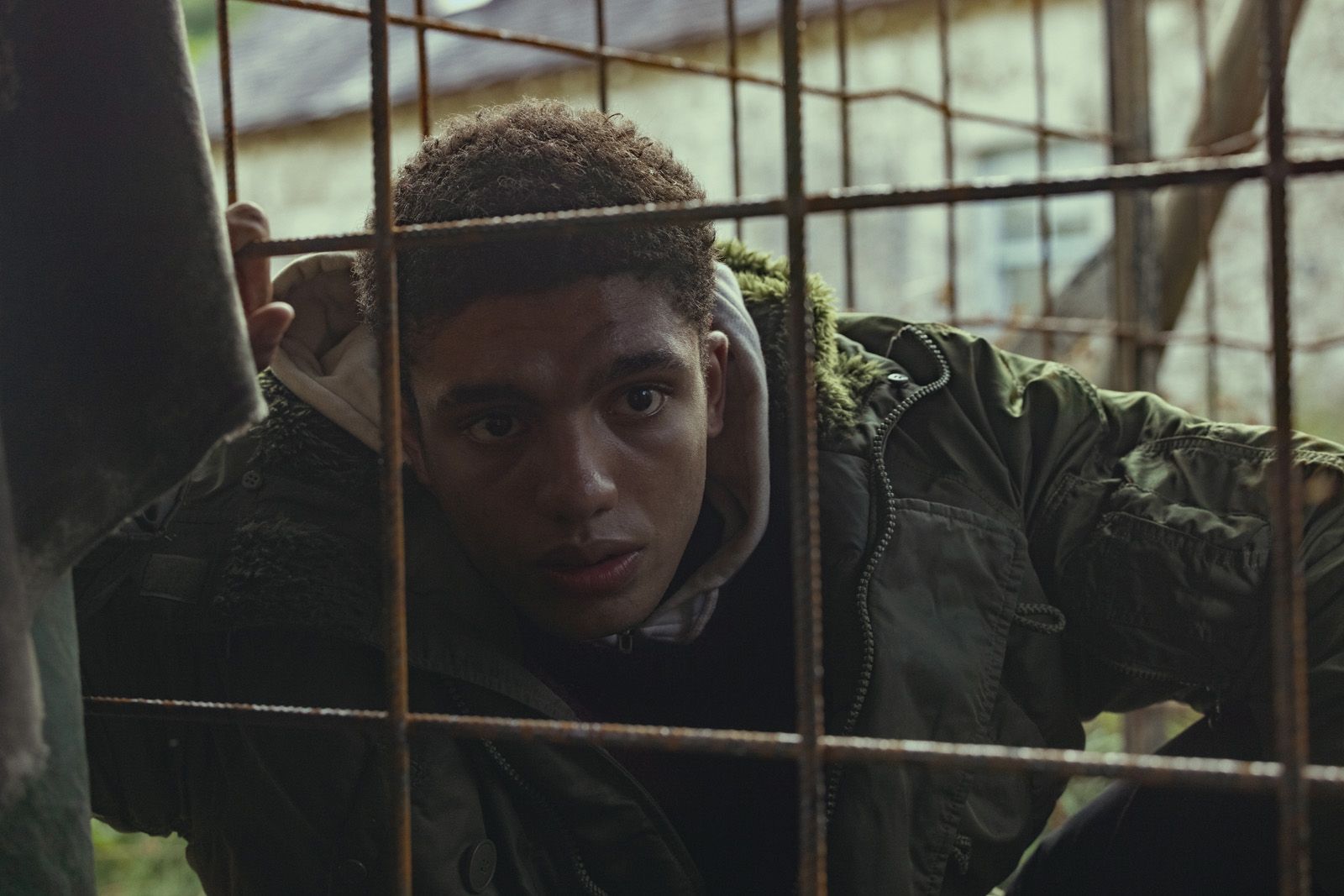 Half Bad: The Bastard Son & The Devil Himself: Bild - 3 von 13 ...