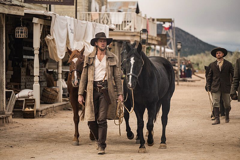 Bild zu Matt Barr - Bild Matt Barr - Foto 0 von 63 - FILMSTARTS.de