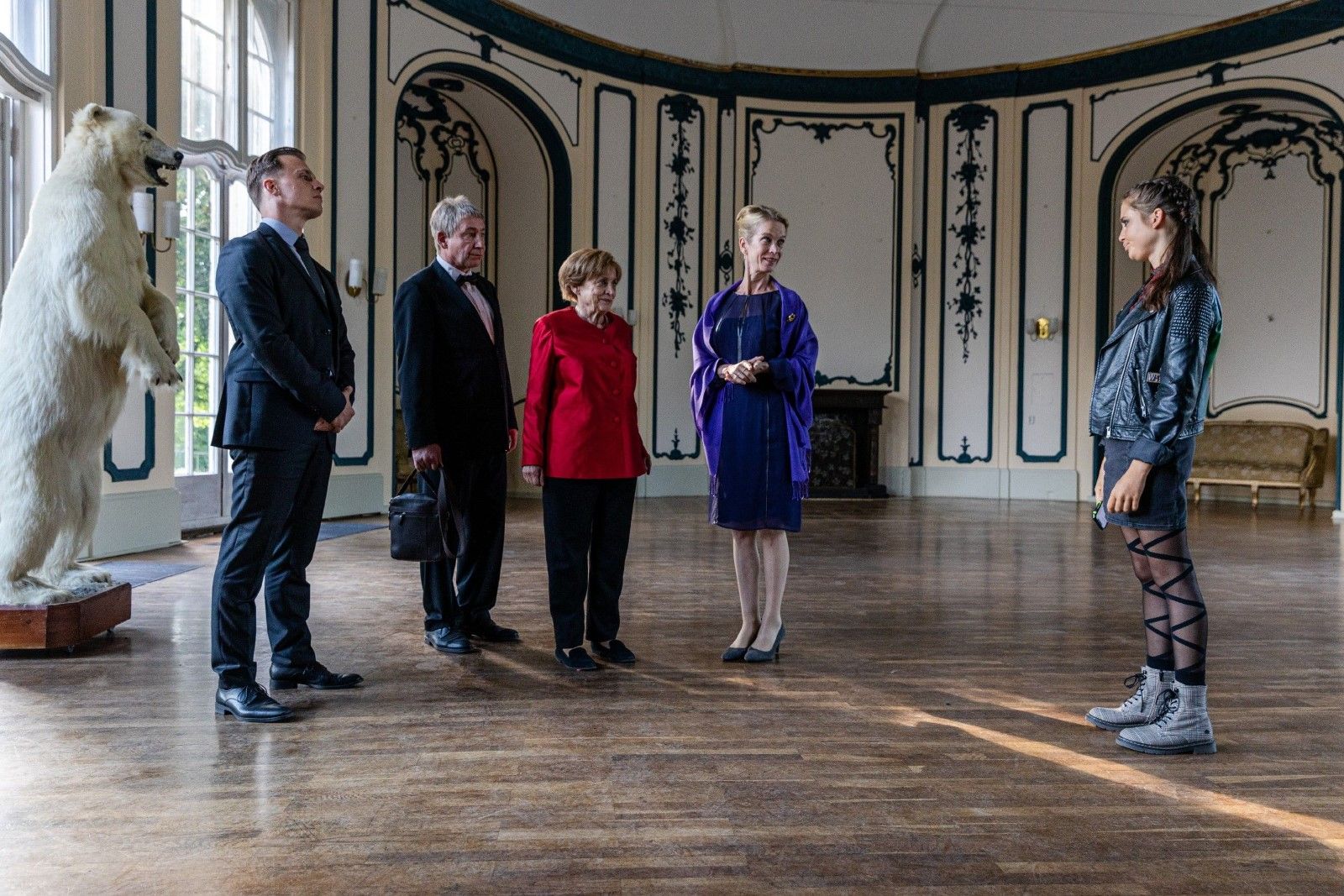 Foto zum Film Miss Merkel – Ein Uckermark-Krimi - Bild 14 auf 35 ...