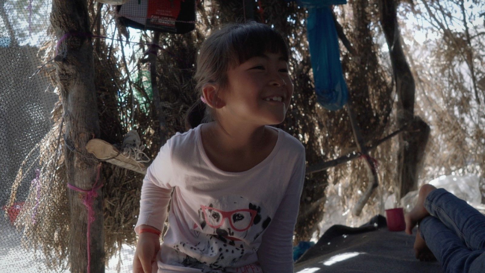 Foto zum Film Picknick in Moria - Blue Red Deport - Bild 9 auf 12 ...