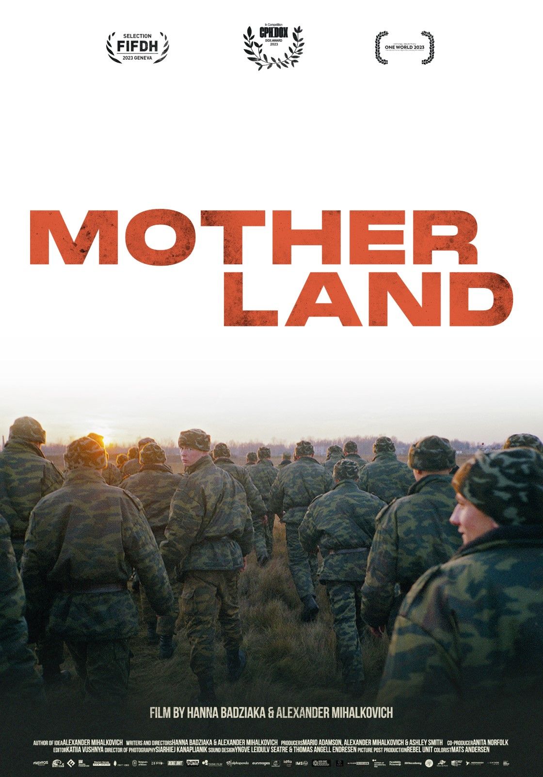 Motherland: Bilder und Fotos - FILMSTARTS.de