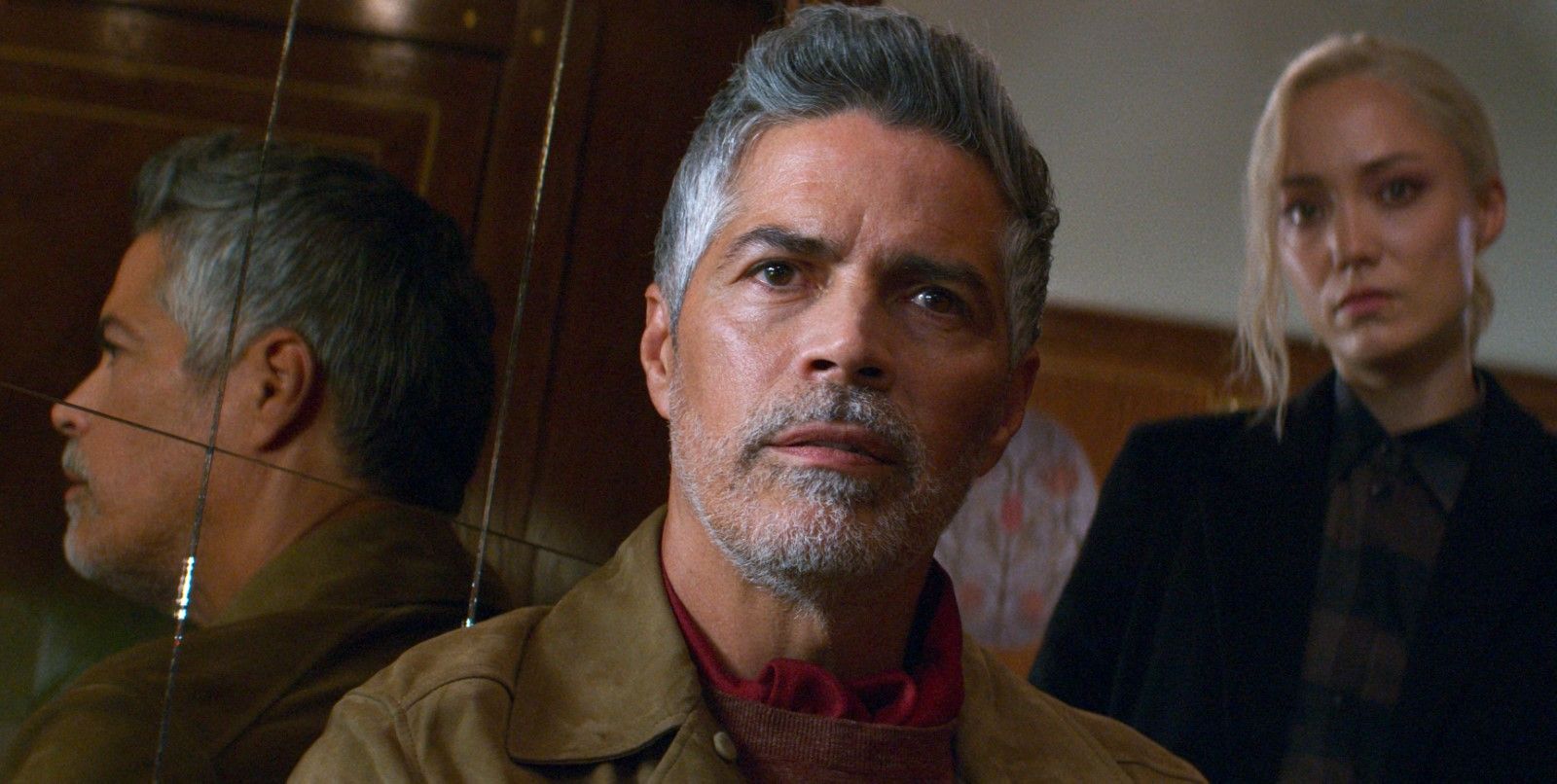 Bild zu Esai Morales - Mission: Impossible 7 - Dead Reckoning : Bild Pom Klementieff, Esai ...