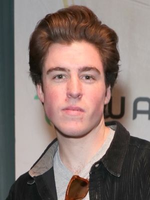 Sam Woolf : ihre Filme und Serien im Stream - FILMSTARTS.de