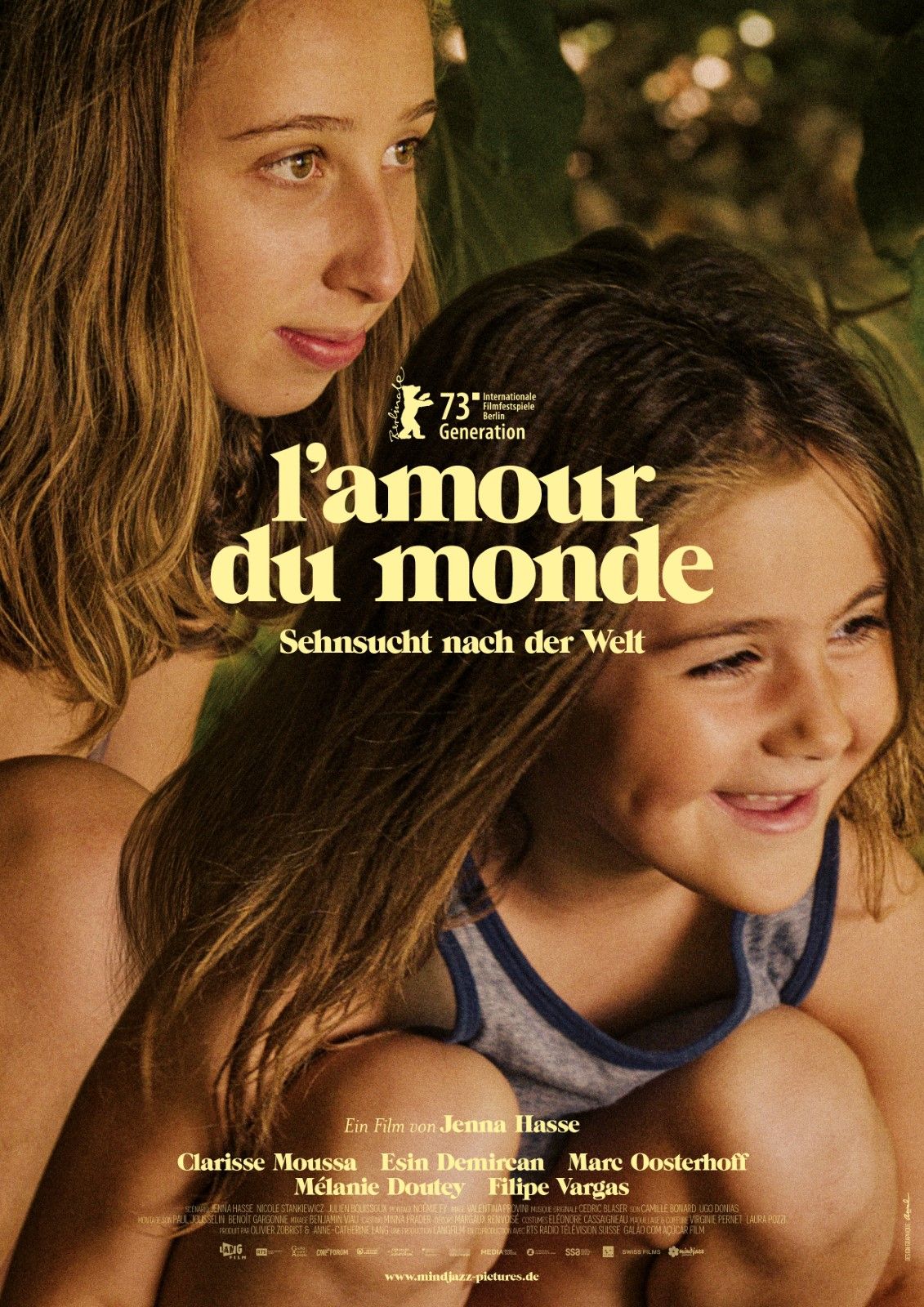 Poster zum Film L'Amour Du Monde - Sehnsucht nach der Welt - Bild 8 auf 9 - FILMSTARTS.de