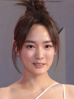 Gingle Wang : ihre Filme und Serien im Stream - FILMSTARTS.de