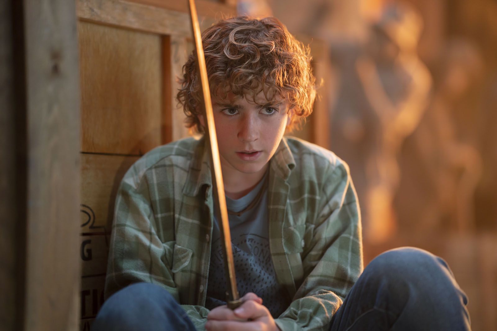 Percy Jackson: Die Serie: Bild Walker Scobell - 19 von 29 - FILMSTARTS.de