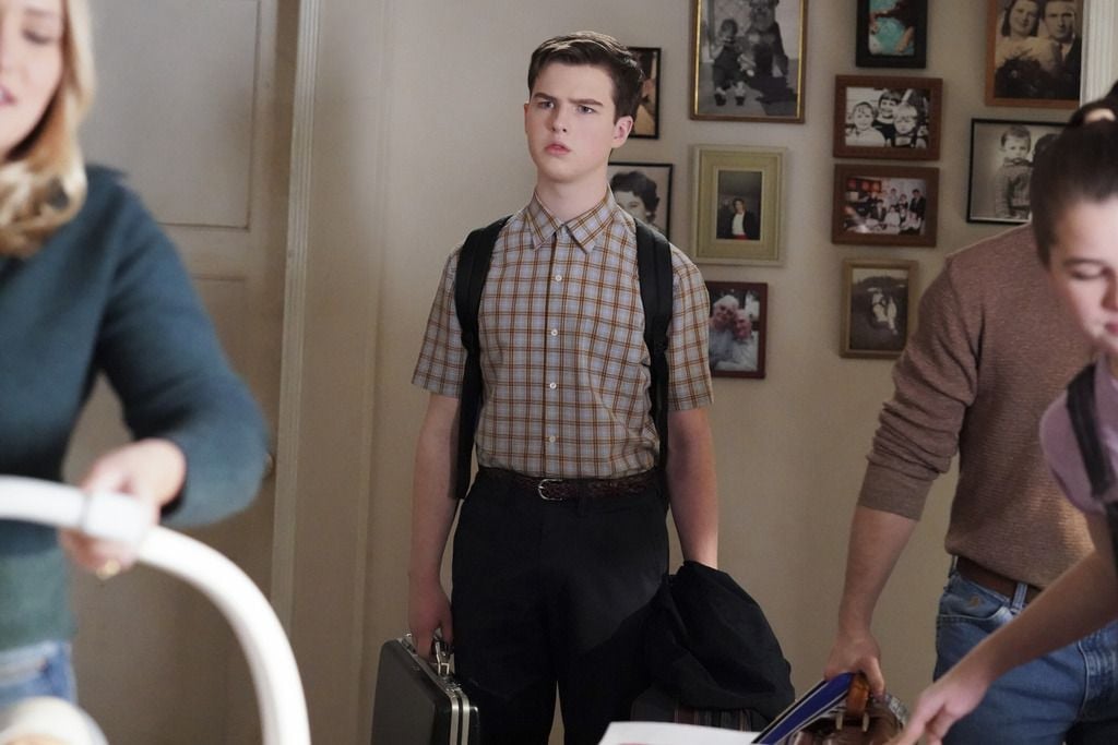 Young Sheldon: Young Sheldon : Bild Iain Armitage - 1 von 273 ...