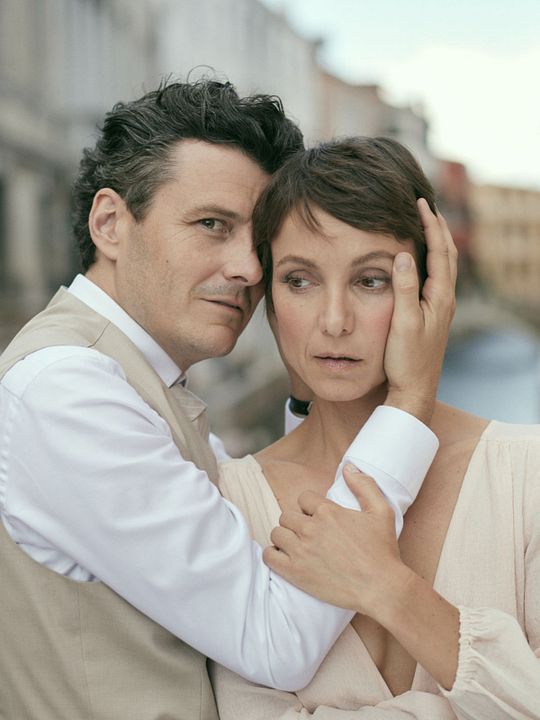 Poster zum Film Ewig Dein - Bild 1 auf 1 - FILMSTARTS.de