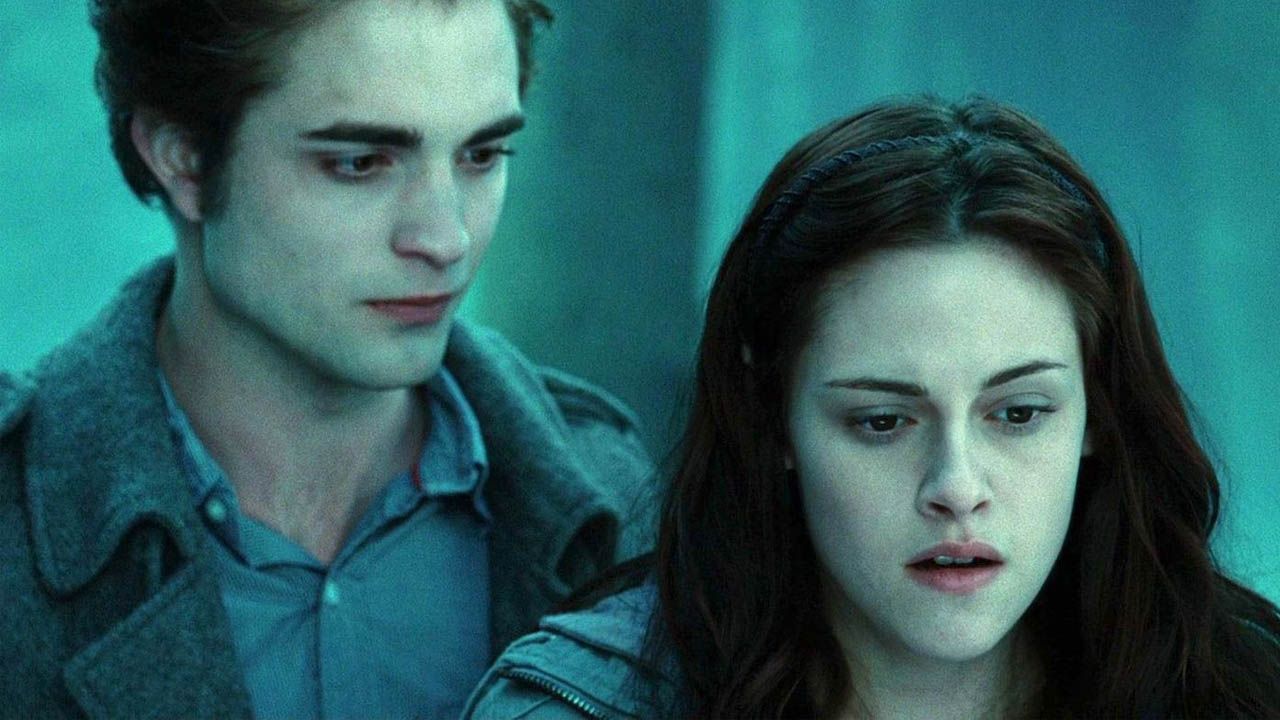 Kristen Stewart Pancia A Terra The Twilight Saga 6: The New Chapter