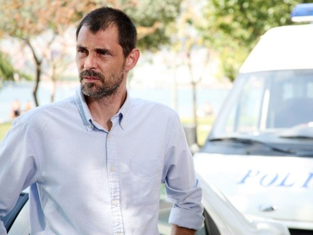 Bildergalerie ES-ES - Bild 5 von 8 - FILMSTARTS.de