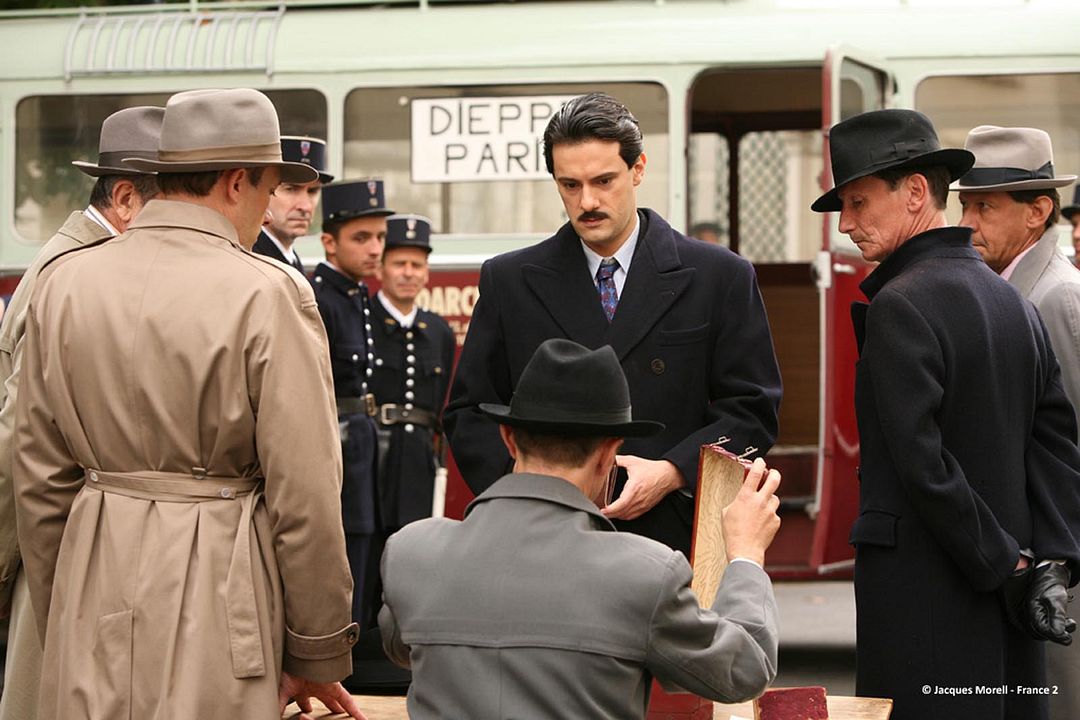 Foto zu Mitterrand à Vichy - Bild 2 auf 5 - FILMSTARTS.de