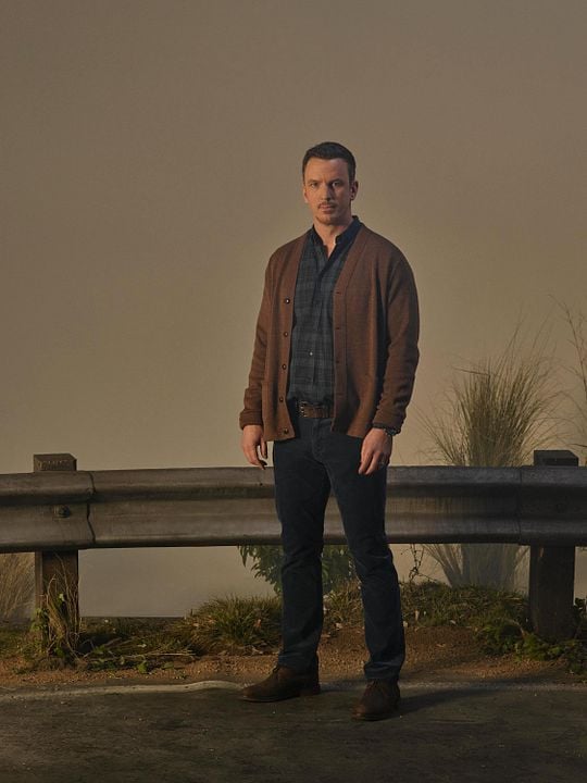 Bild zu Josh Randall - Bild Josh Randall - Foto 6 von 17 - FILMSTARTS.de