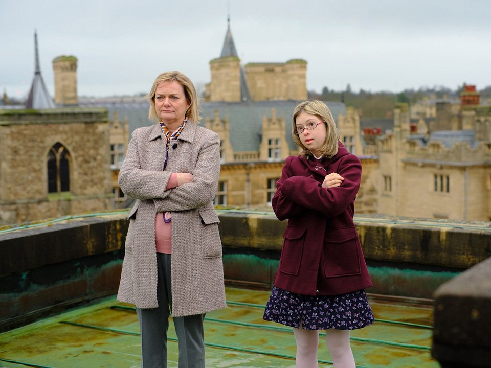 Bild zu Sarah Woodward - Bild Sarah Woodward - Foto 1 von 5 - FILMSTARTS.de